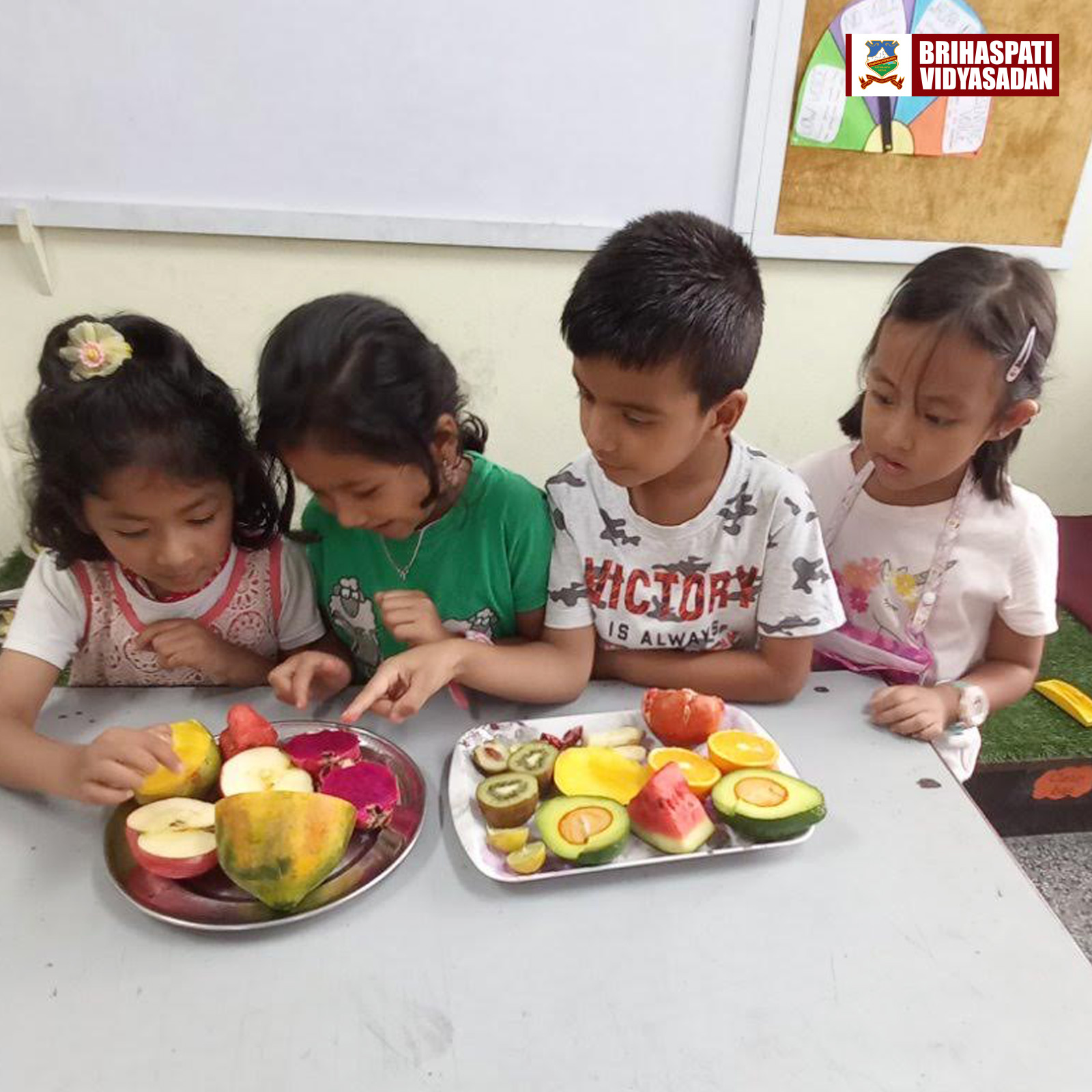 Show and tell (fruits observation) | Brihaspati Vidyasadan